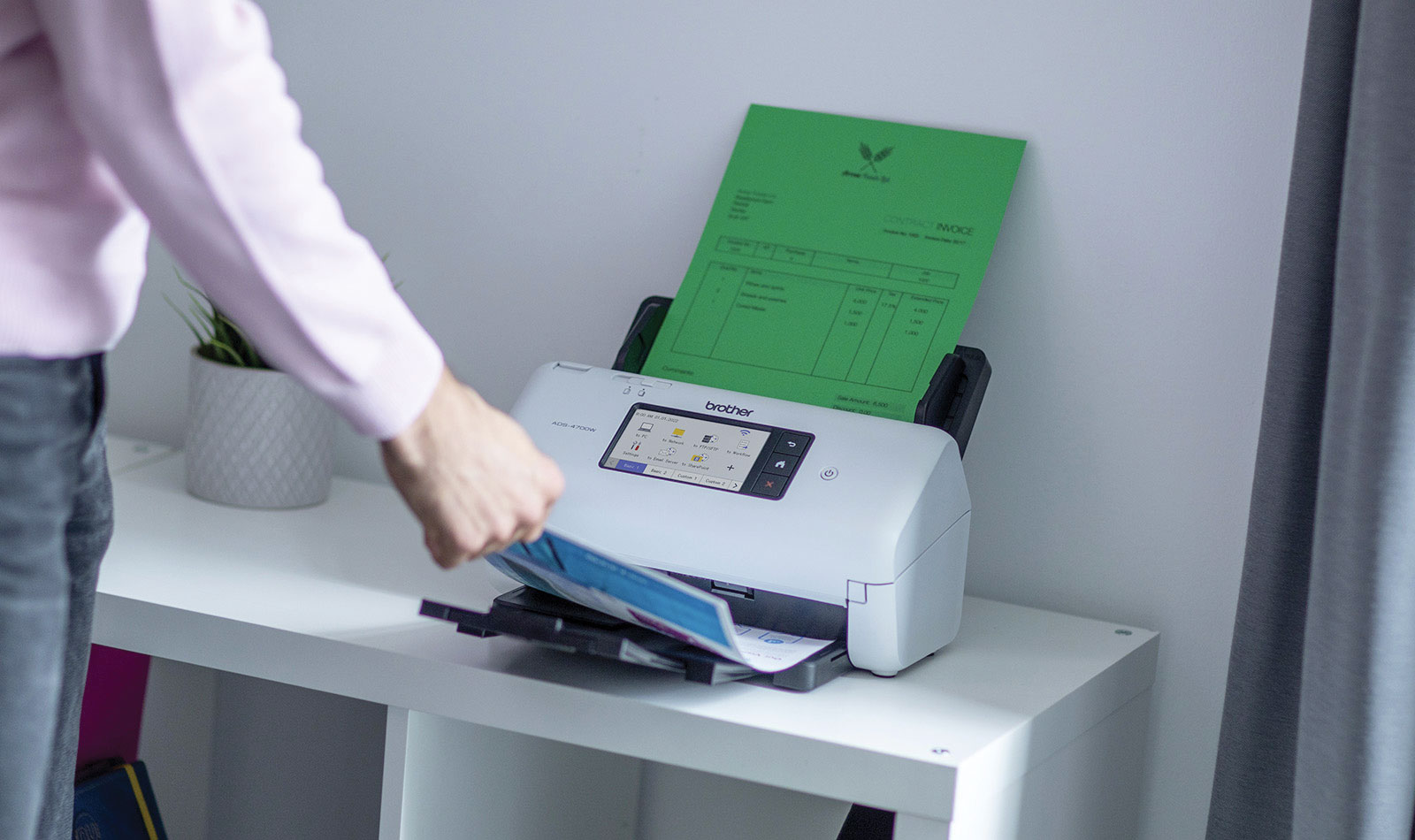 8 benefícios do scanner de mesa Brother para sua empresa